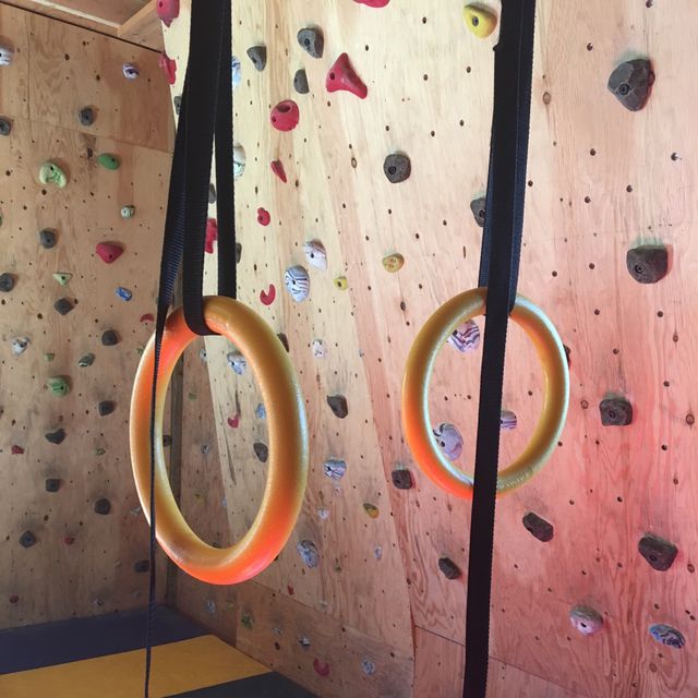 Top Position Hold by Danny Griffis - Exercise How-to - Skimble