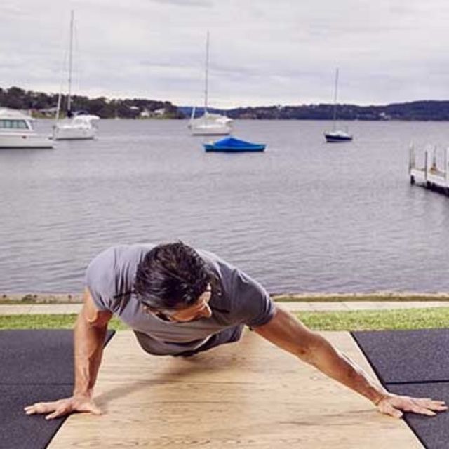 D Archer Push Up by Damien R. - Exercise How-to - Skimble