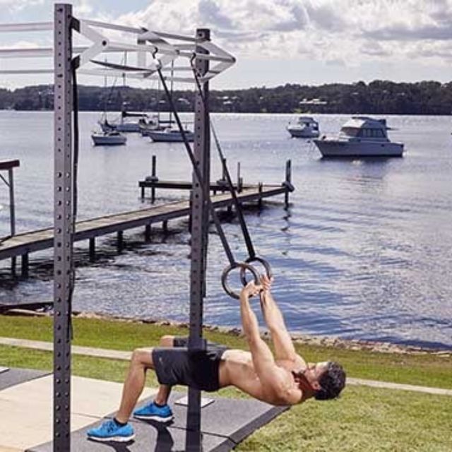 False Grip Body Row por Damien R. - Ejercicio Cómo hacerlo - Skimble