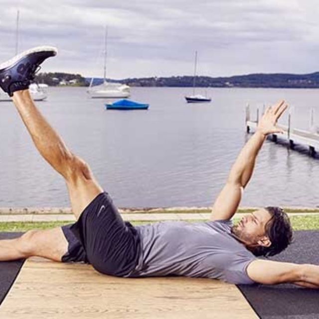 D Star To Touch Sit Uo by Damien R. - Exercise How-to - Skimble