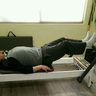 Buddha Stretch by Benjamin V. - Exercise How-to - Skimble