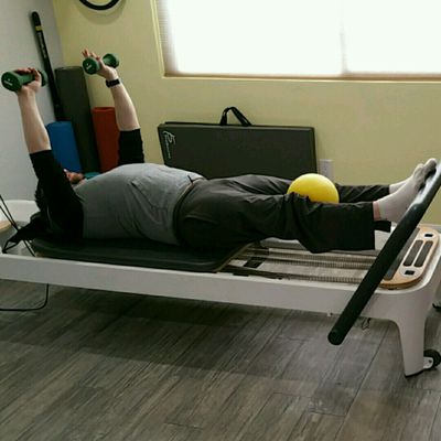 Buddha Stretch by Benjamin V. - Exercise How-to - Skimble