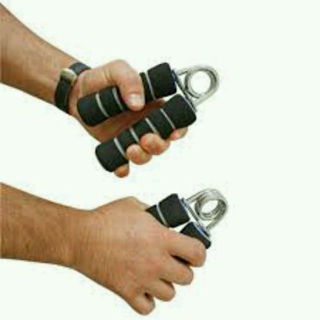 Hand Grip by Dane Mc - Exercise How-to - Skimble Workout Trainer