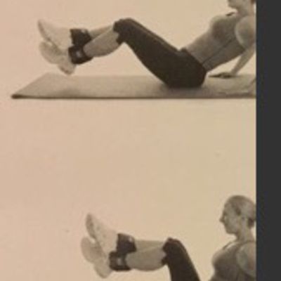 Claw Stretch by Erika O. - Exercise How-to - Skimble