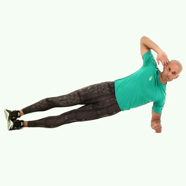 IT Side Plank And Flex by Giovanni F. - Exercise How-to - Skimble