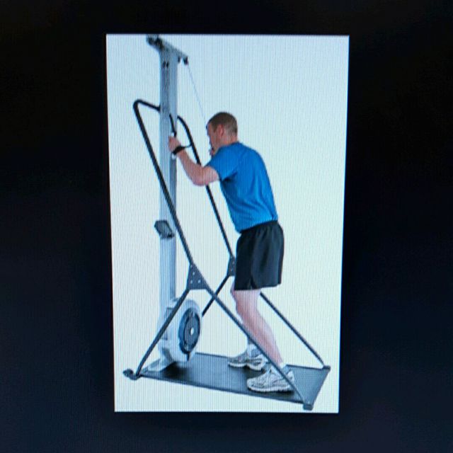 Ski Machine by Nelson Bernier - Exercise How-to - Skimble
