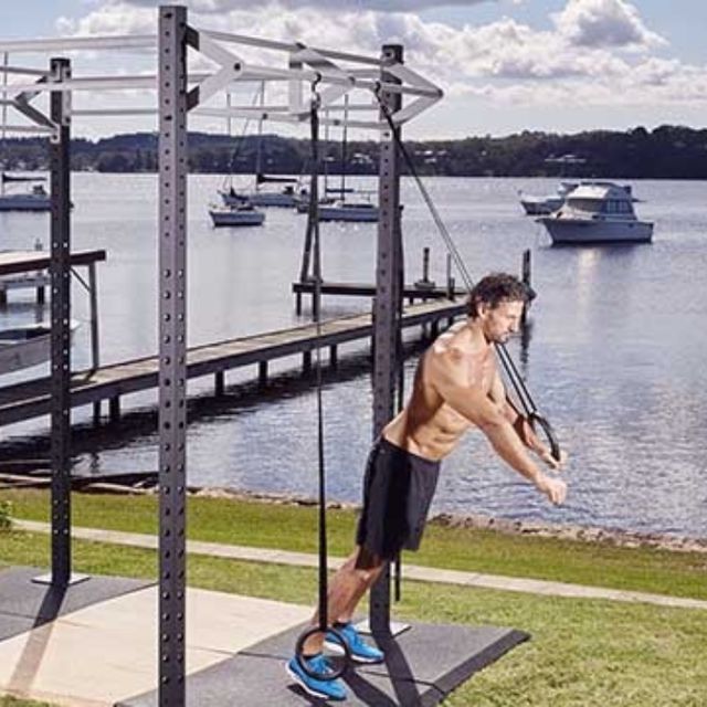 One Arm Angled Push Up by Damien R. - Exercise How-to - Skimble