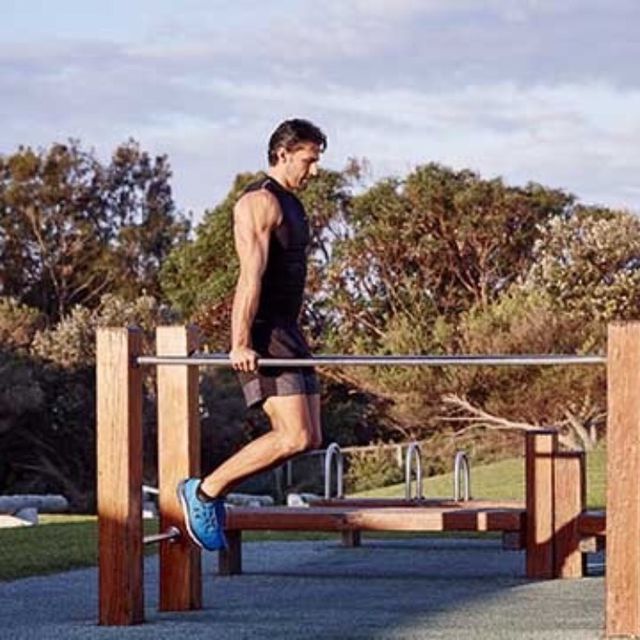 Bar Jumping Dips by Damien R. - Exercise How-to - Skimble