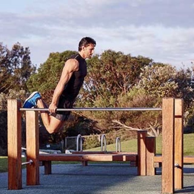Bar Jumping Dips by Damien R. - Exercise How-to - Skimble
