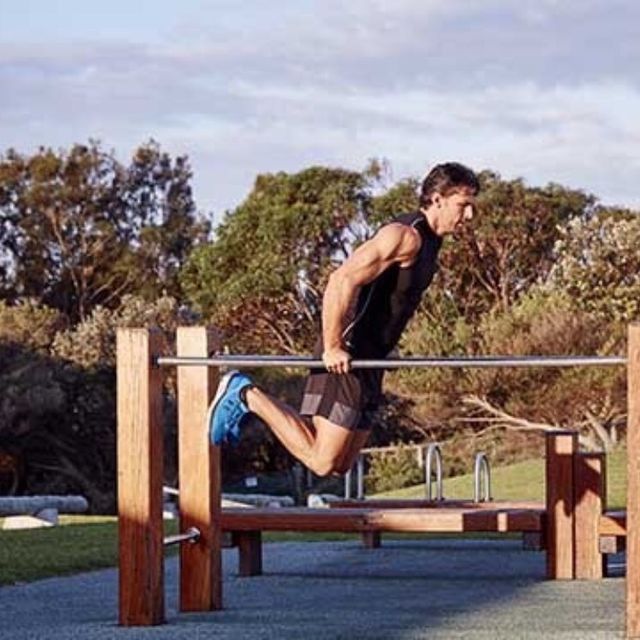 Bar Jumping Dips by Damien R. - Exercise How-to - Skimble