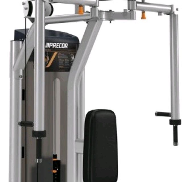 Pec Fly 41 Kg by Daan P. - Exercise How-to - Skimble