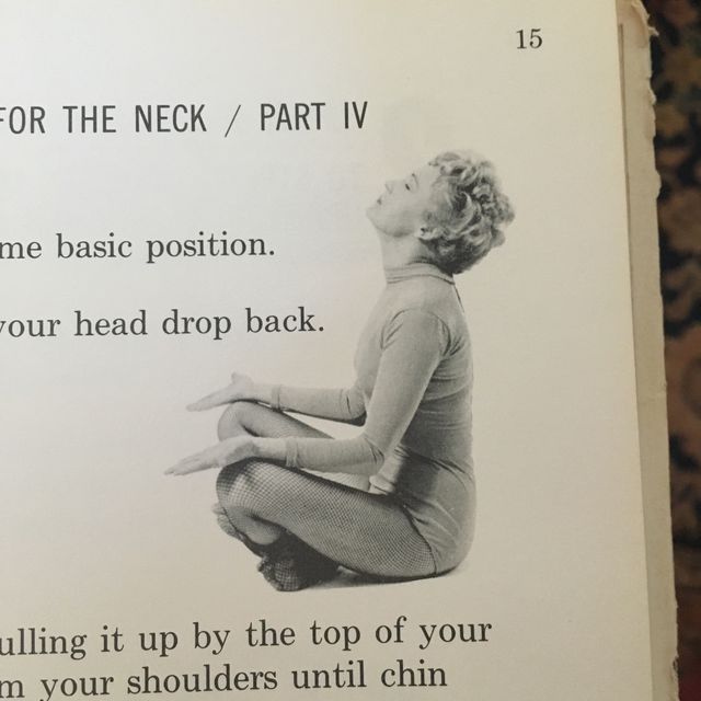 Head Back by Sammy K. - Exercise How-to - Skimble Workout Trainer