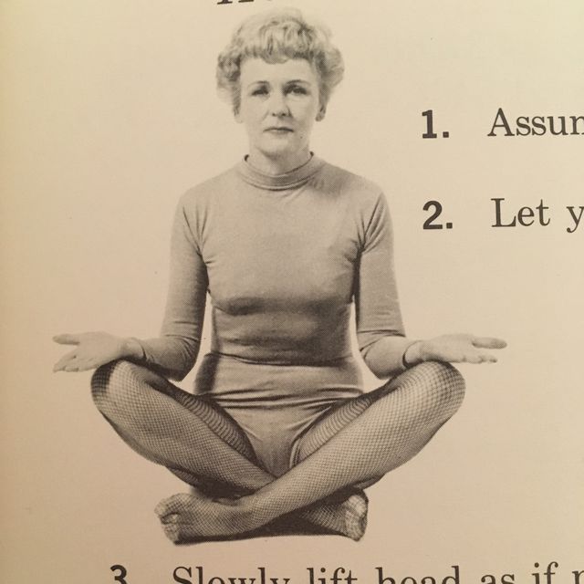 Head Back by Sammy K. - Exercise How-to - Skimble Workout Trainer