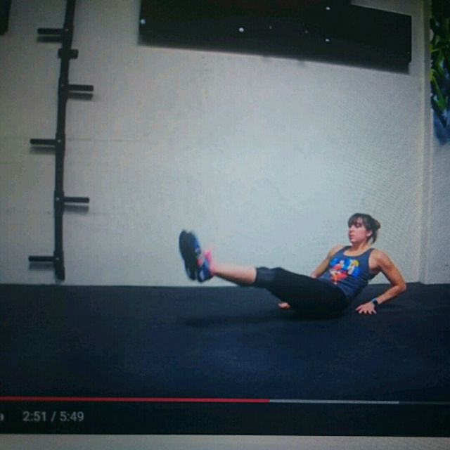 Leg Raise Rainbows by Vasilia V. - Exercise How-to - Skimble