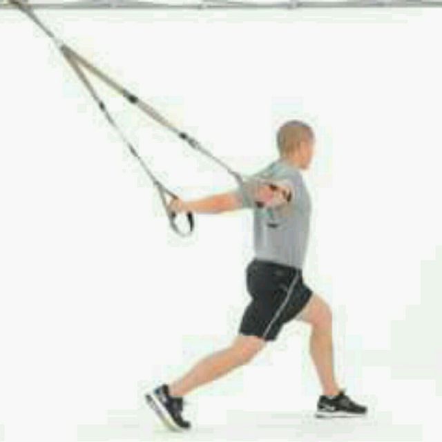 TRX split squat w M fly by Saeed H. - Exercise How-to - Skimble
