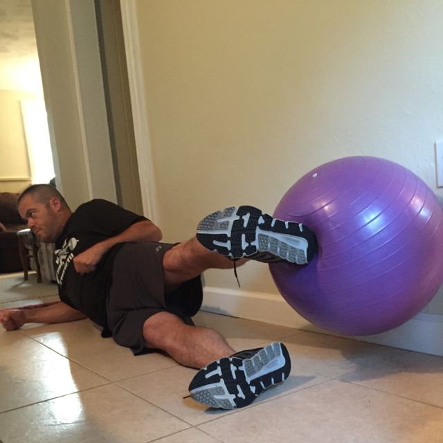 Swiss Ball Lying Leg Raise by Timothy Degiuli - Exercise How-to - Skimble